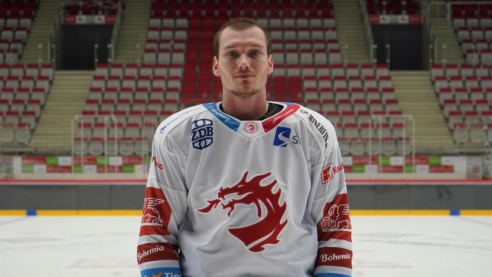 Samuel Buček reaguje na piskot, strelil prvý gól za Oceláři Třinec ...