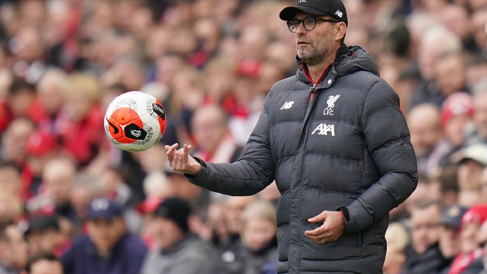 Premier League sa má obnoviť 8. júna, zápasy bez divákov | SPORTNET