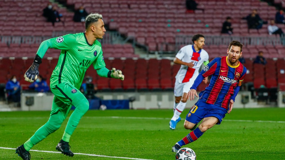 Keylor Navas - mesiáš, spiderman a muž zápasu Paríž - Barcelona (video ...